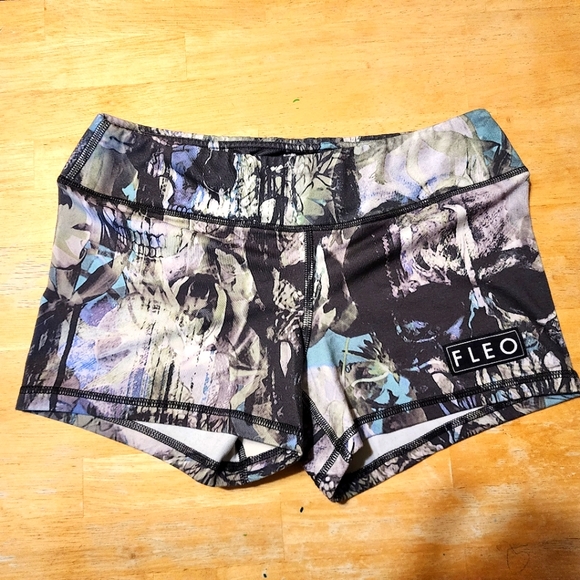 Fleo | Shorts | Fleo Shorts | Poshmark